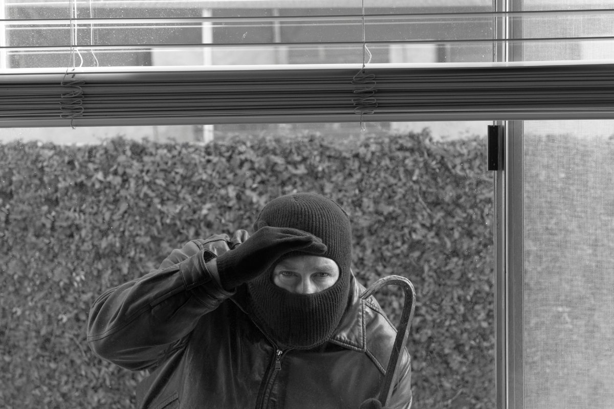 Surviving a Home Invasion: Self-Defense Tips for Protecting Your Family ...